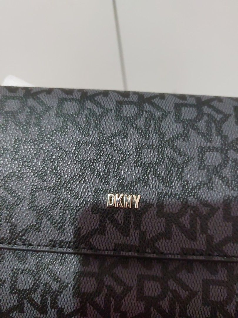 DKNY Original, Barang Mewah, Tas & Dompet di Carousell