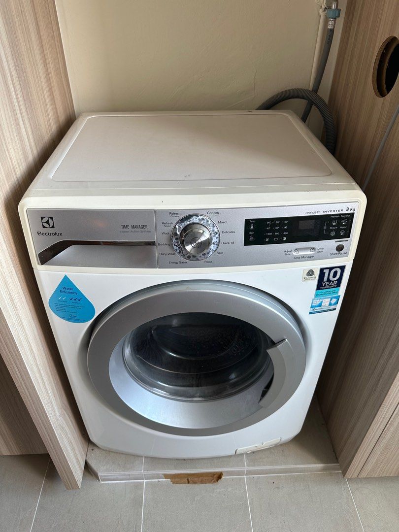 Electrolux 8kg front load washing machine, TV & Home Appliances ...