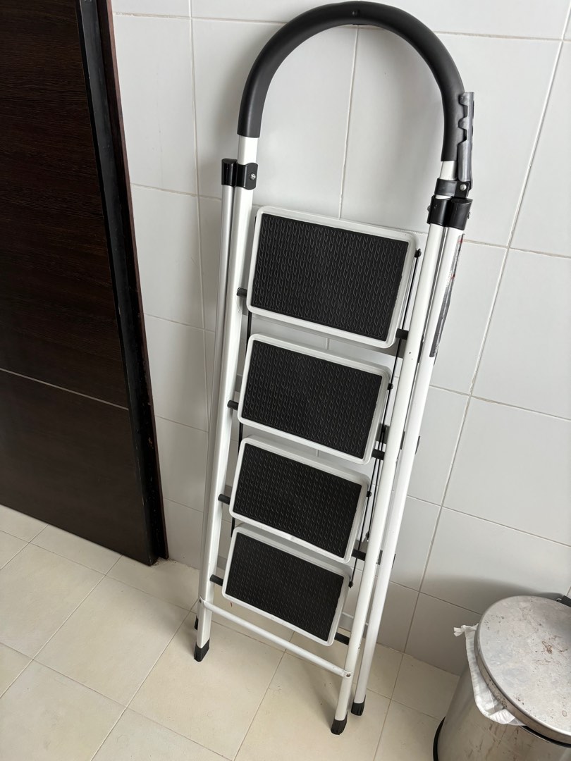 Foldable ladder, Furniture & Home Living, Home Improvement ...