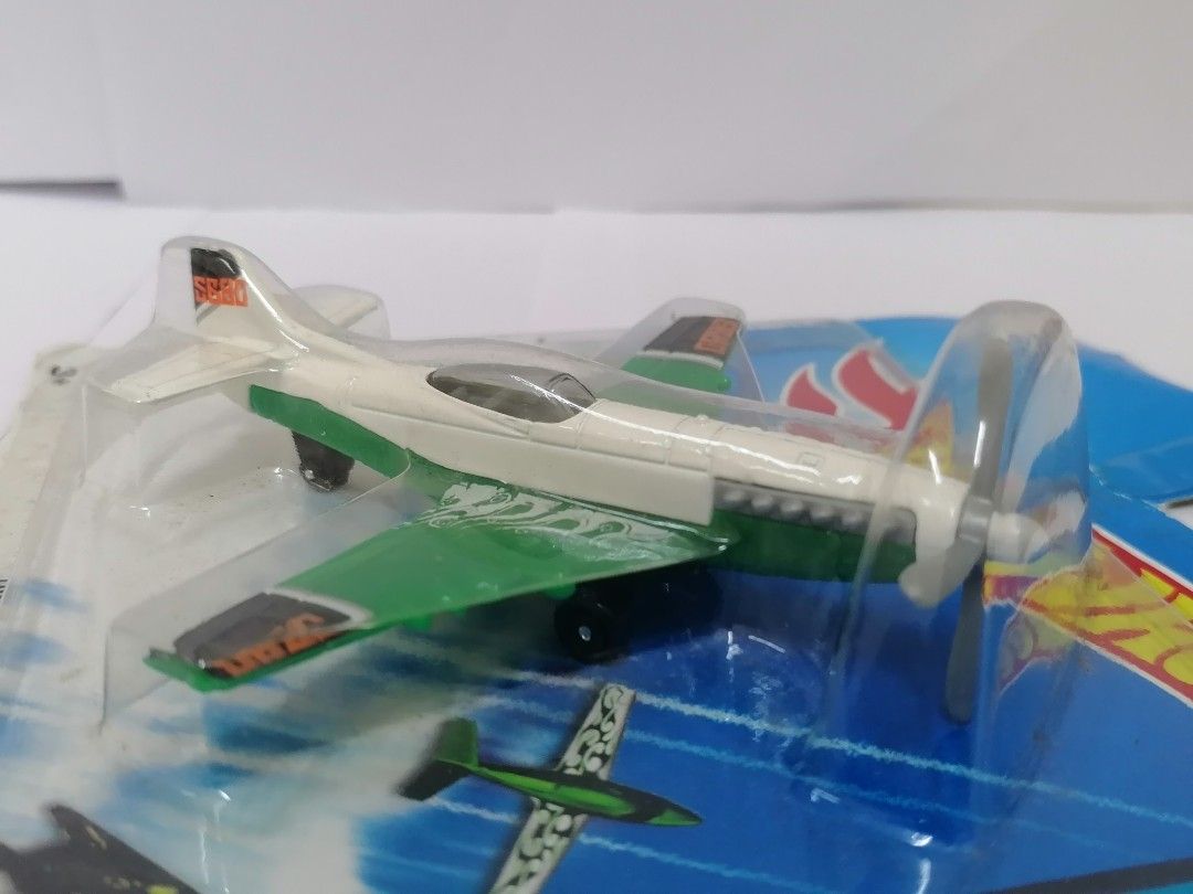 Hot Wheels 2013 HW City Sky Busters HW X-Treme, Hobbies & Toys, Toys ...