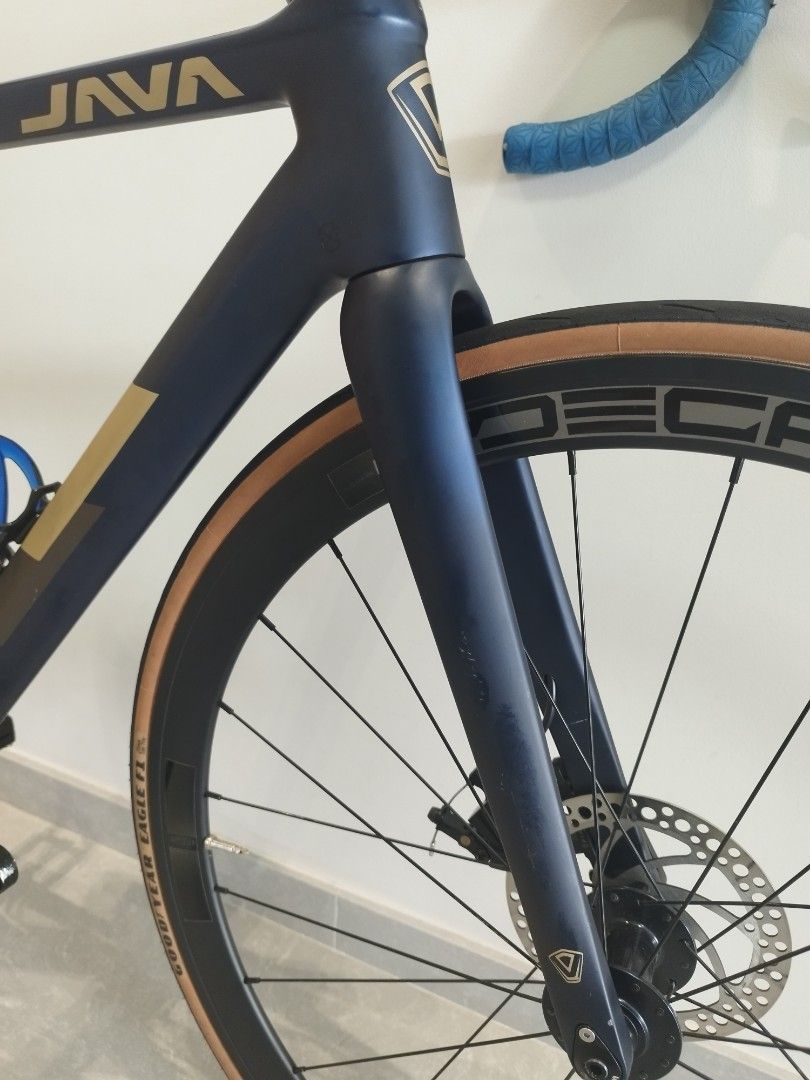 Java Vesuvio Carbon aero roadbike, Sports Equipment, Bicycles & Parts ...