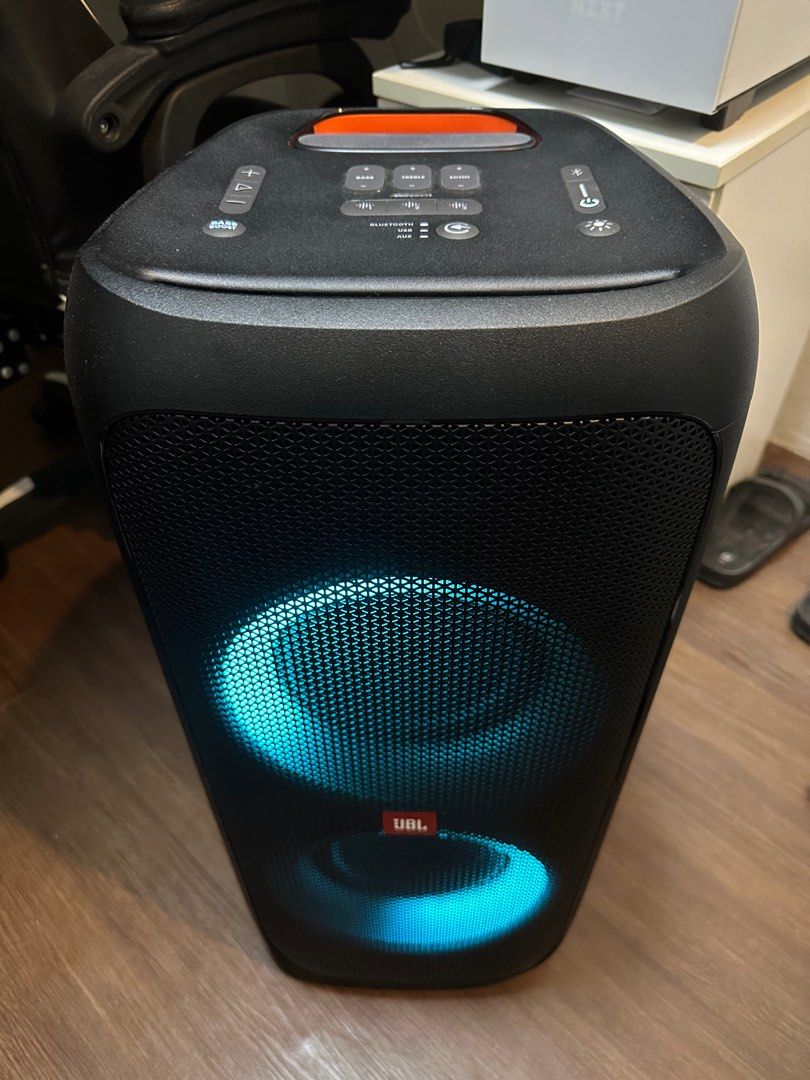 JBL Partybox 310, Audio, Soundbars, Speakers & Amplifiers on Carousell