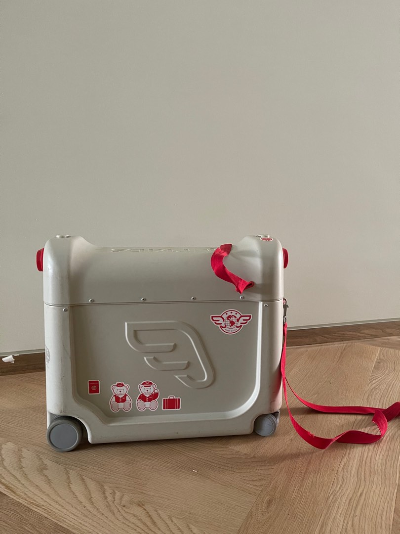 Jetkids bed box, Babies & Kids, Going Out, Other Babies Going Out Needs ...