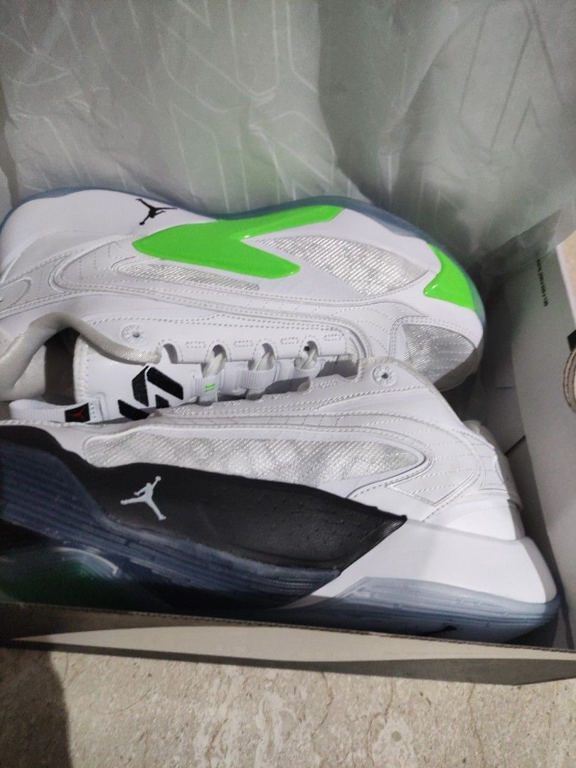 Jordan Luka 2 Trickshot, Men's Fashion, Footwear, Sneakers on Carousell