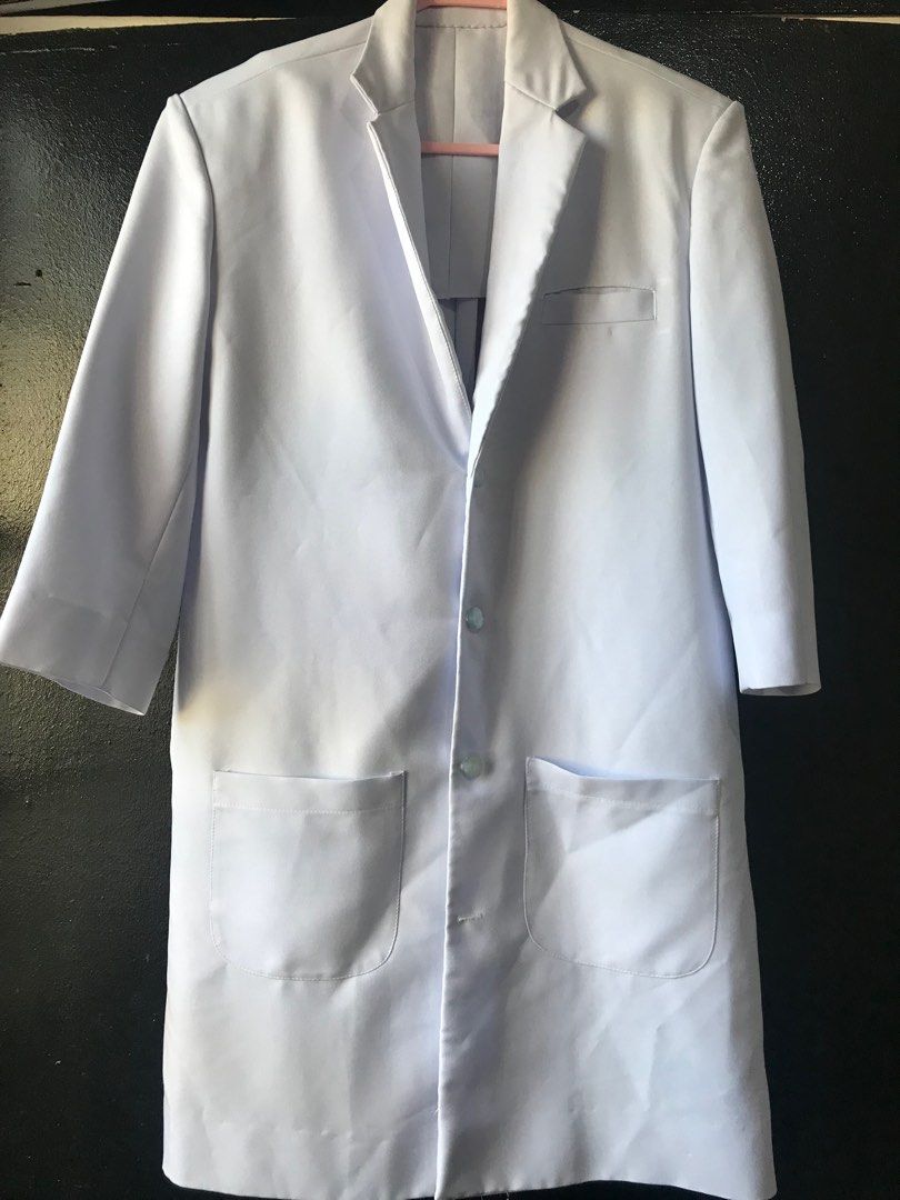 Lab Gown, Health & Nutrition, Medical Supplies & Tools on Carousell