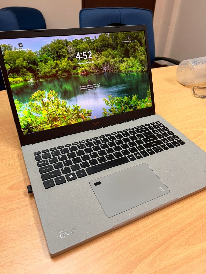 Laptop Terpakai sangat Jarang guna, Computers & Tech, Laptops ...