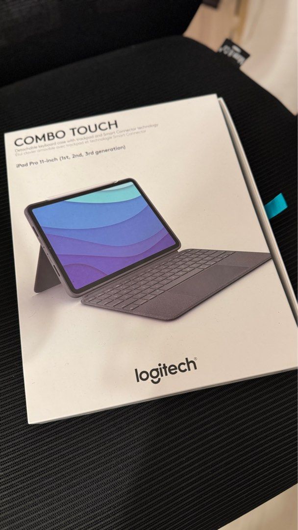 Logitech Combo Touch Detachable Keyboard Case for iPad, Computers ...
