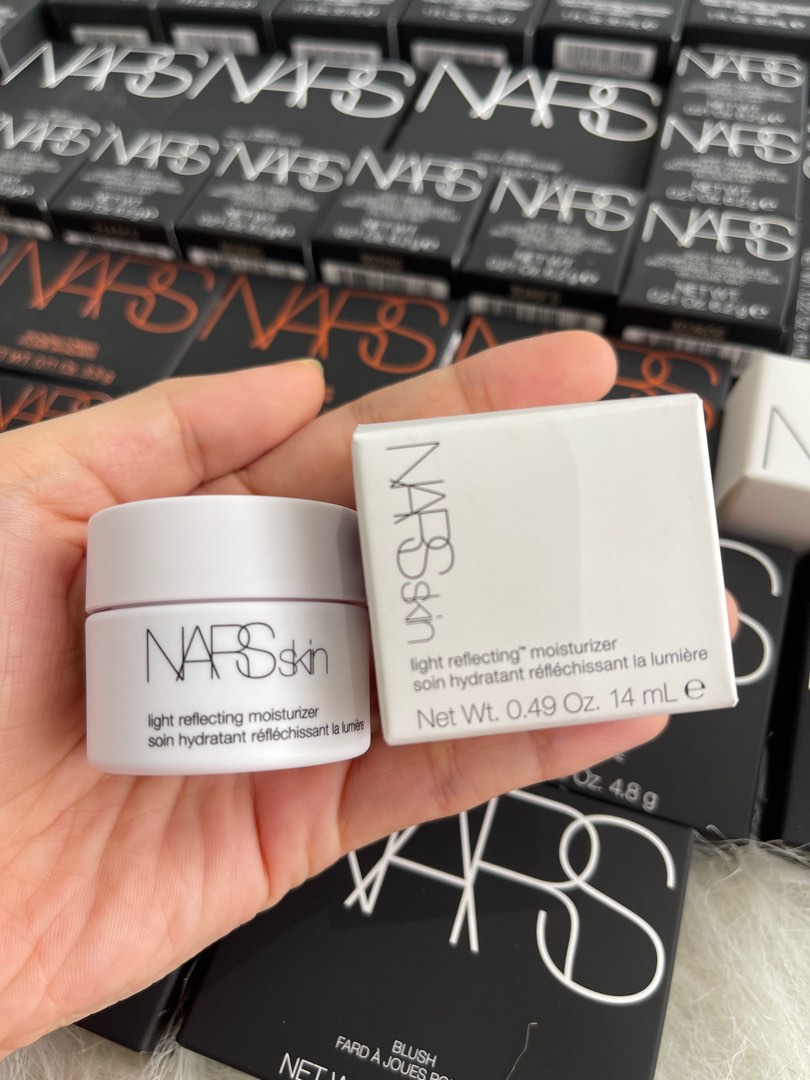 NARS Skin Light Reflecting Moisturizer 14ml, Beauty & Personal Care, Face, Face Care on Carousell