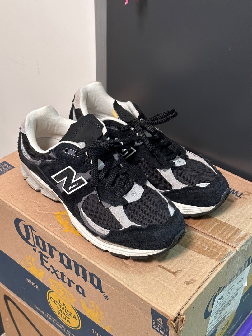 New Balance 2002R M2002RDJ US8, 男裝, 鞋, 波鞋 - Carousell