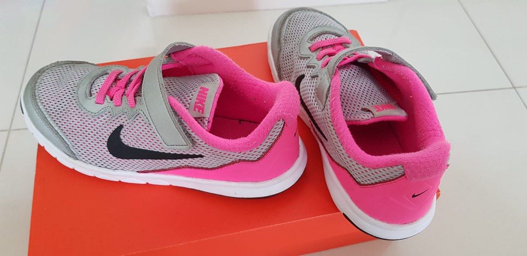 Nike kids shoe, Babies & Kids, Babies & Kids Fashion on Carousell