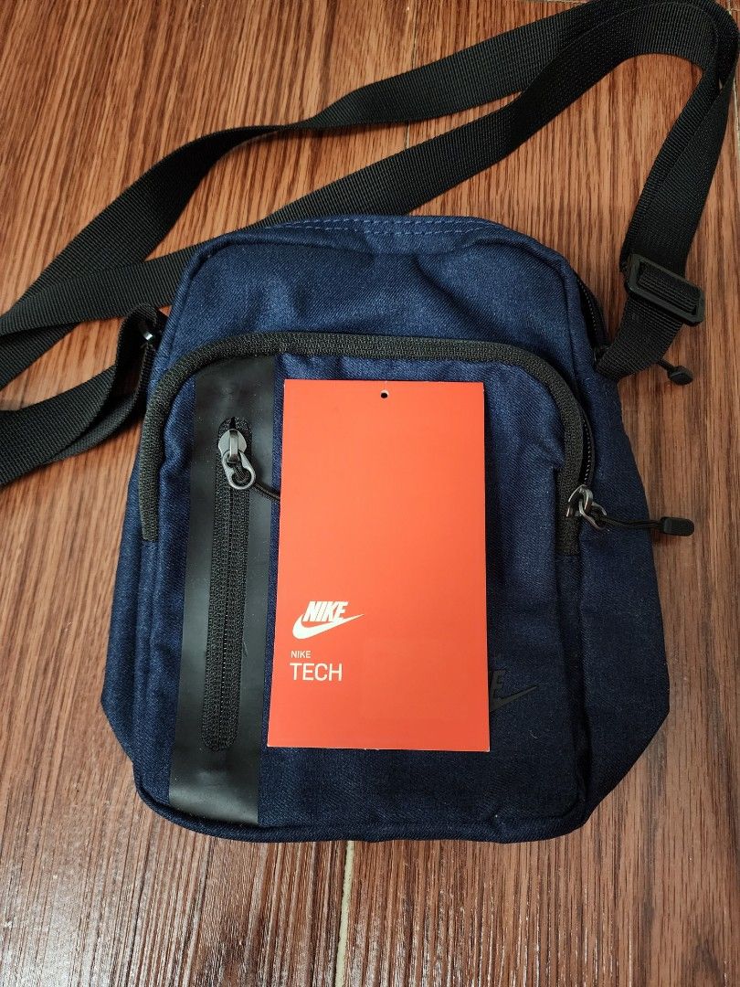 Nike Tech Bag Small, Men's Fashion, Bags, Sling Bags on Carousell