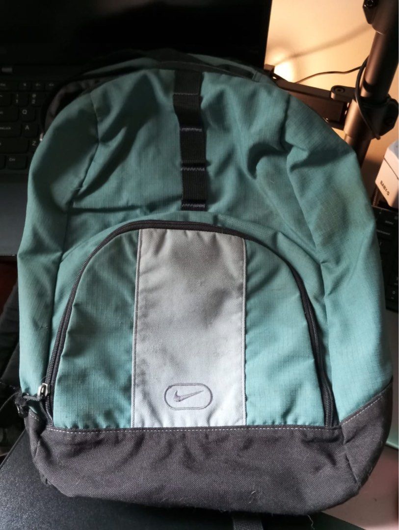 ORIGINAL Nike Backpack, Men's Fashion, Bags, Backpacks on Carousell