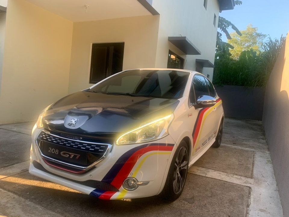 Peugeot 208 1.6 eHDi EGC ALLURE (A), Cars for Sale, Used Cars on Carousell