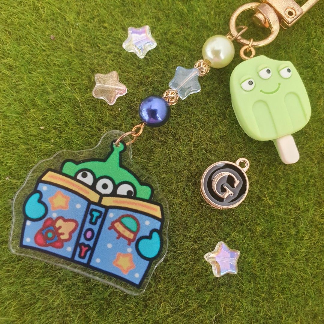 Pooh Bear Lotso Alien Green Man Keychain, Hobbies & Toys, Stationery ...