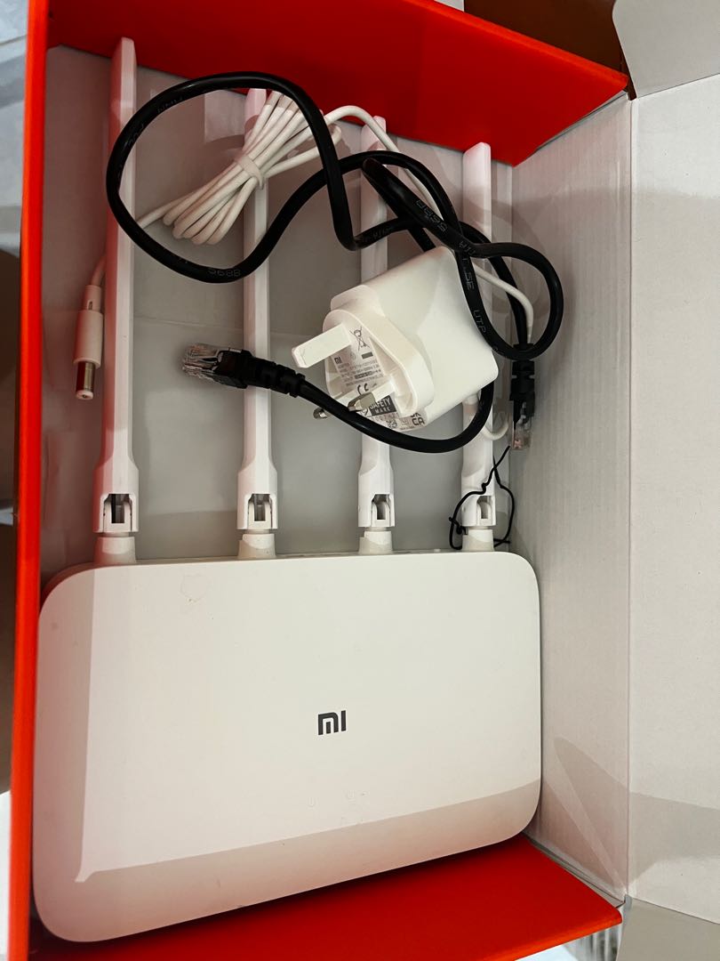 小米Router(4A Gigabit Edition), 電腦＆科技, 電腦周邊及配件, Wifi及上網相關產品 - Carousell