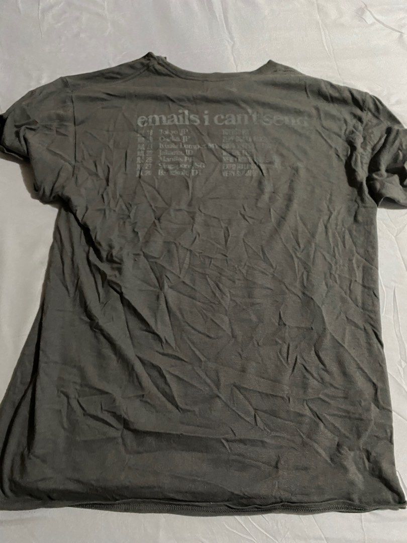 Sabrina Carpenter EICS Tour Tee, Women's Fashion, Tops, Shirts on Carousell