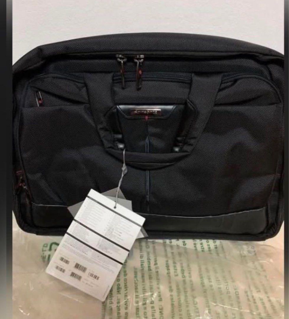 Samsonite briefcase, Men's Fashion, Bags, Briefcases on Carousell