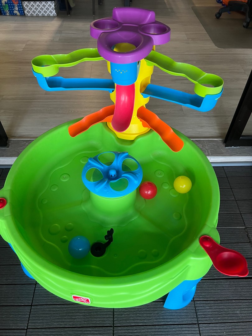 STEP 2 Busy Ball Play Table, Babies & Kids, Infant Playtime on Carousell