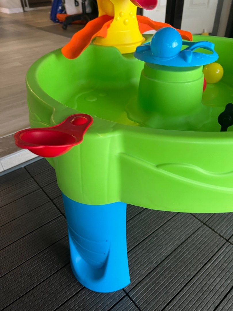 STEP 2 Busy Ball Play Table, Babies & Kids, Infant Playtime on Carousell