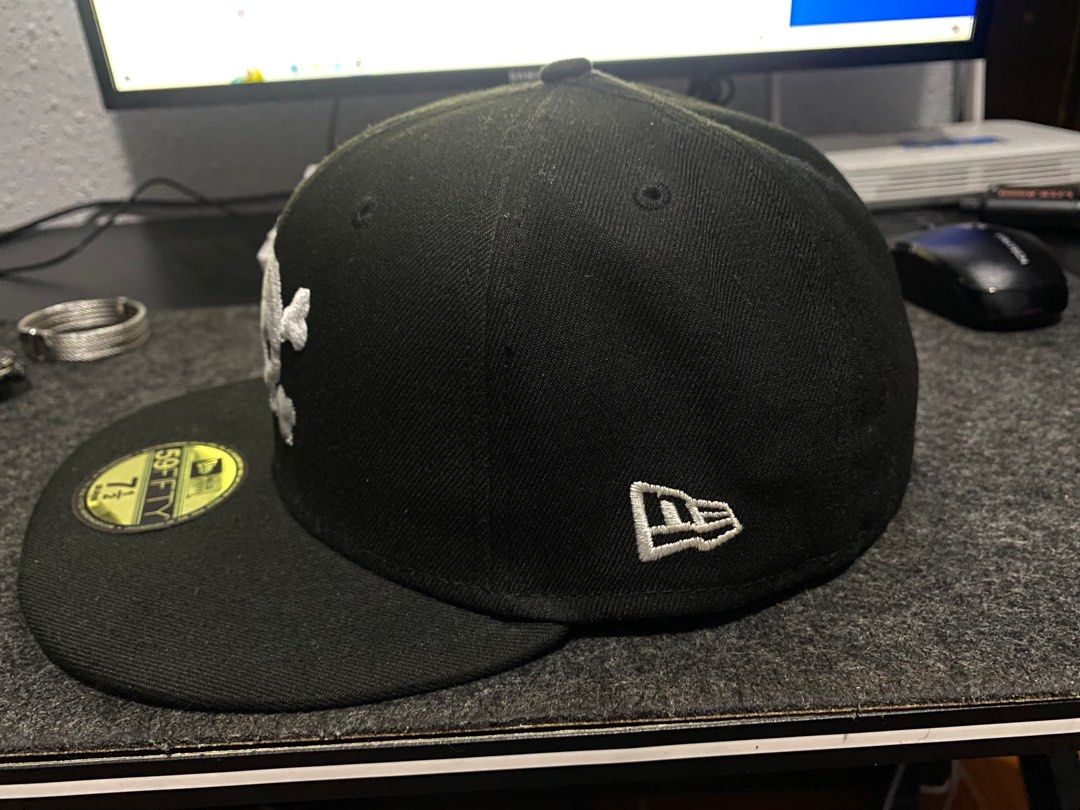 Supreme X New Era Skull fitted Cap, Men's Fashion, Watches ...