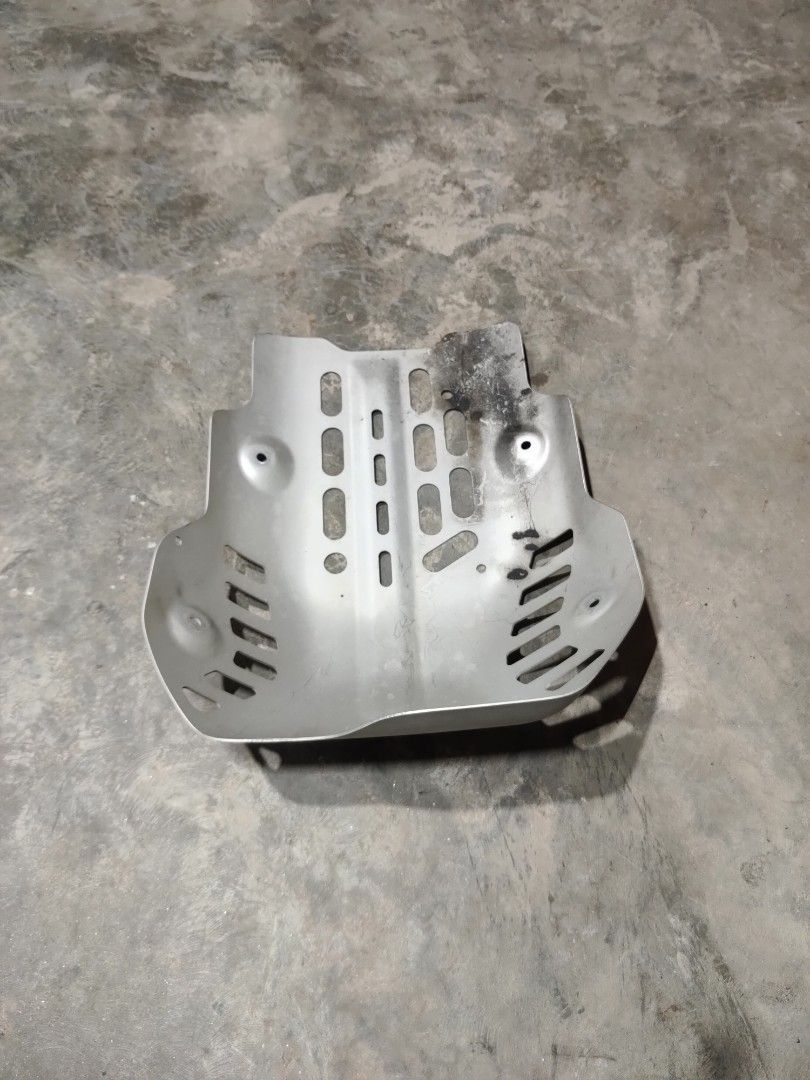 T700 E4 skip plate, Motorcycles, Motorcycle Accessories on Carousell