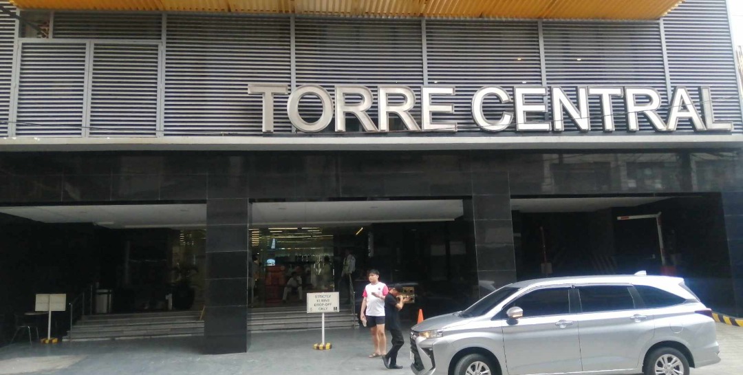 Torre Central Condo / Studio Unit for rent across UST, Property ...