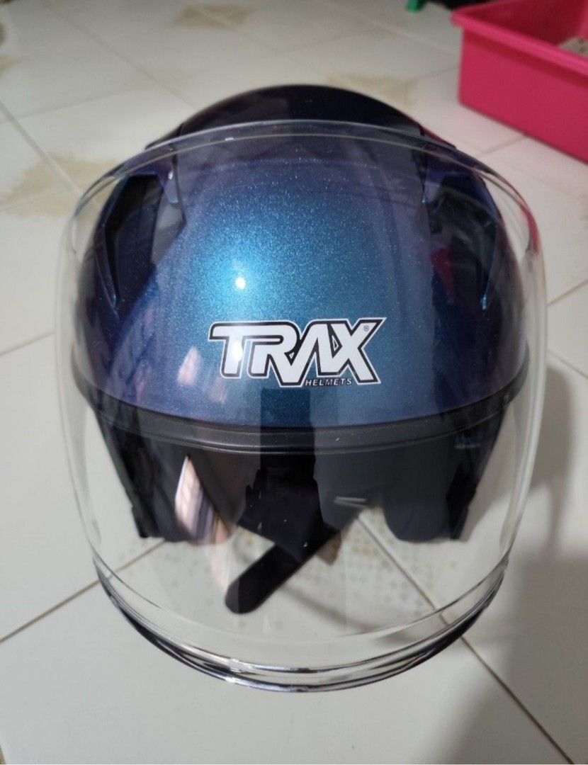 Trax helmet ( TZ301), Motorcycles, Motorcycle Apparel on Carousell