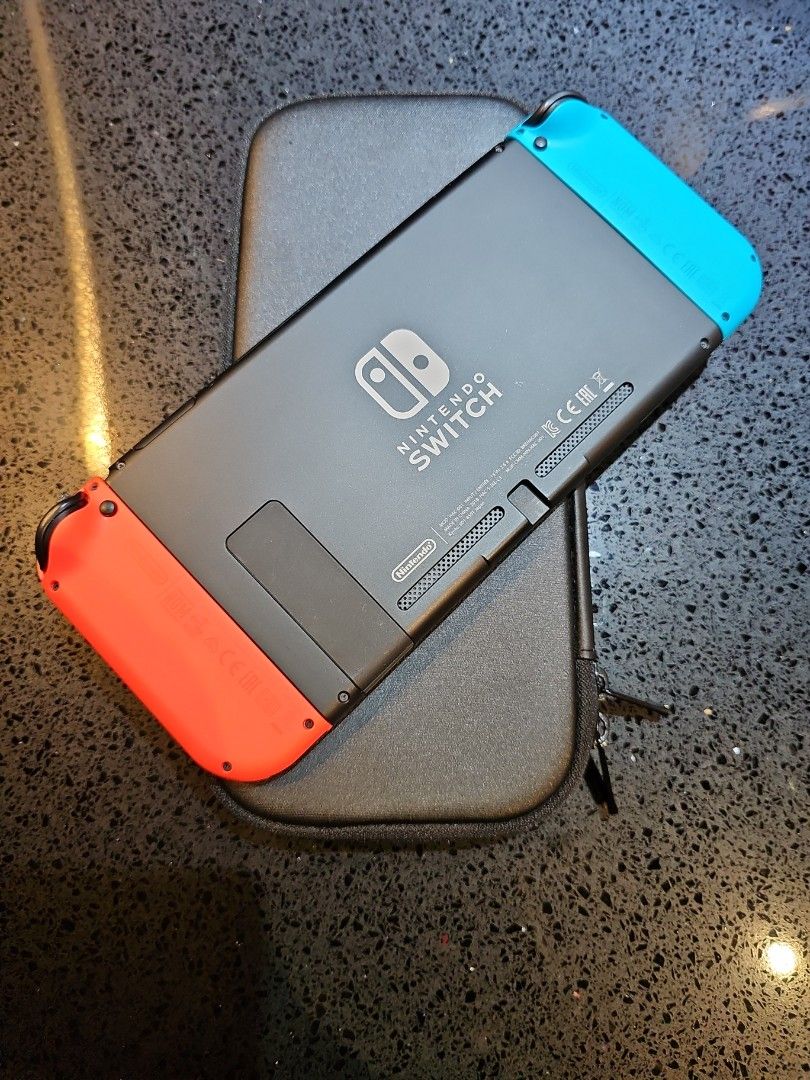 Used Nintendo Switch Gen 1, Video Gaming, Video Game Consoles, Nintendo ...