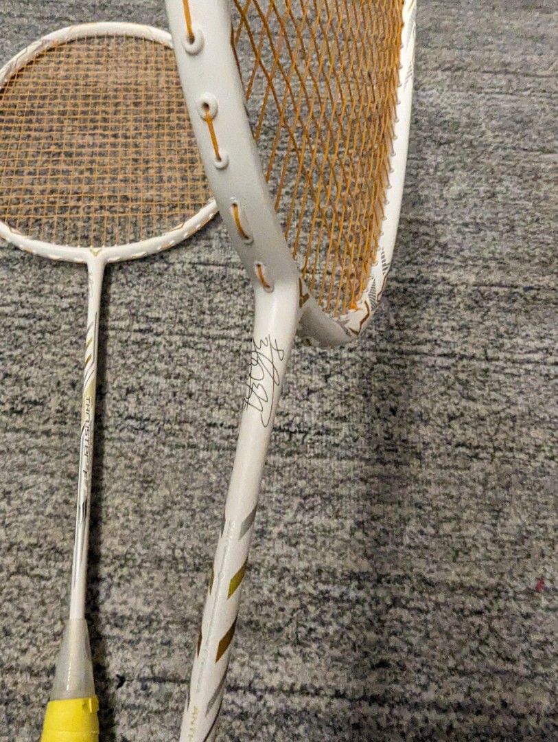 Victor Thruster TK-F Claw - Tai Tzu Ying 4UG5 Badminton Racket TW coded ...