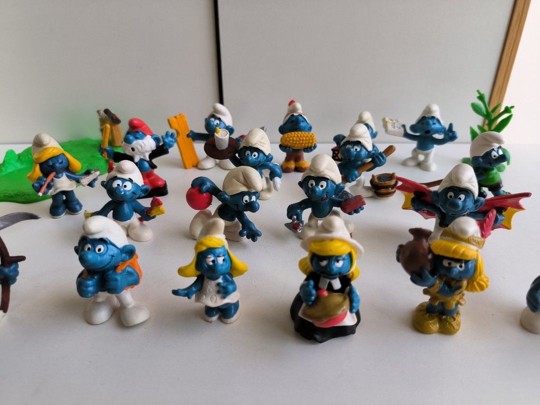 Vintage 1980 Peyo Schleich Smurfs figurine set, Hobbies & Toys ...