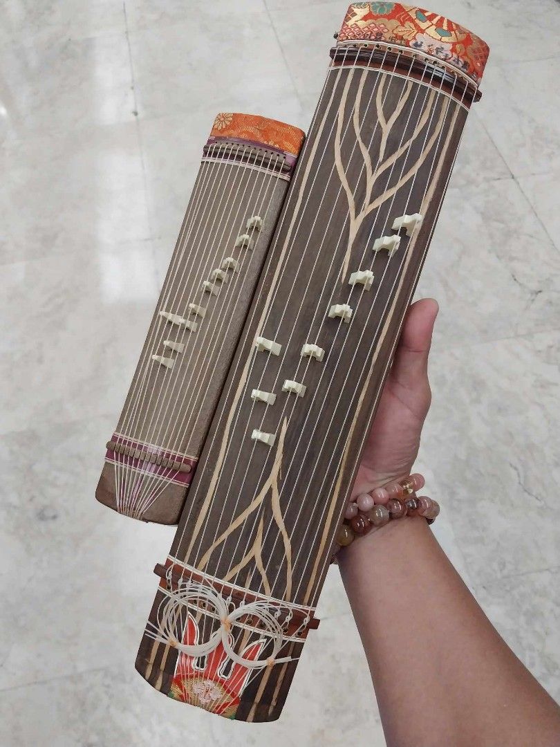 vintage japanese mini koto instrument w/brige take all 1.8k, Hobbies ...