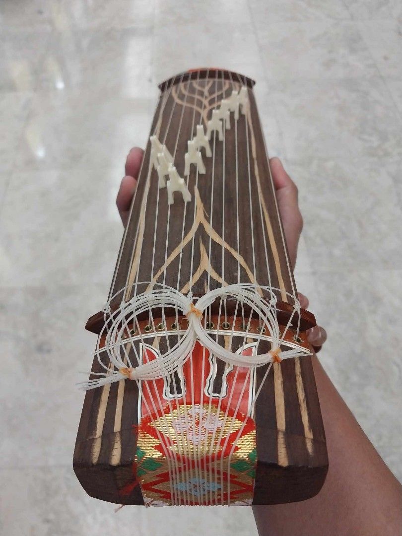 vintage japanese mini koto instrument w/brige take all 1.8k, Hobbies ...