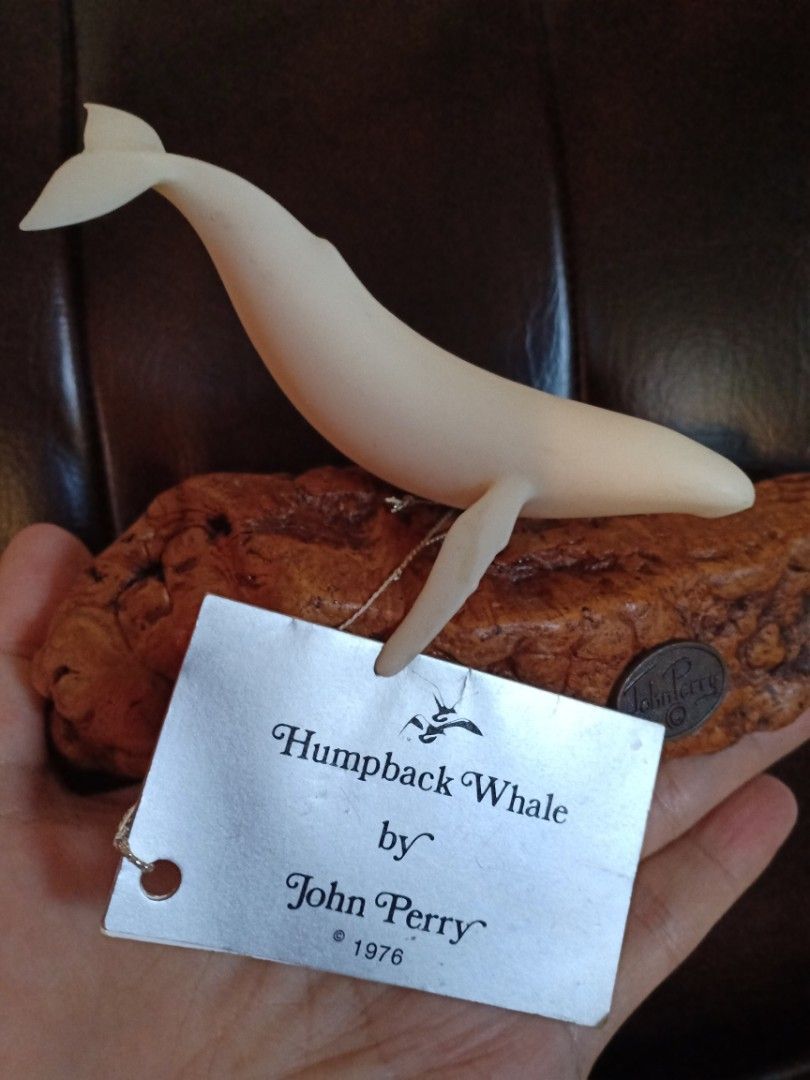 Vintage John Perry Humpback Whale Sculpture, Hobbies & Toys ...