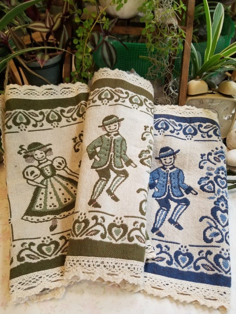 Vintage Sets of 3 Austrian Folk Art Placement 41cmx29.5cm, Furniture ...