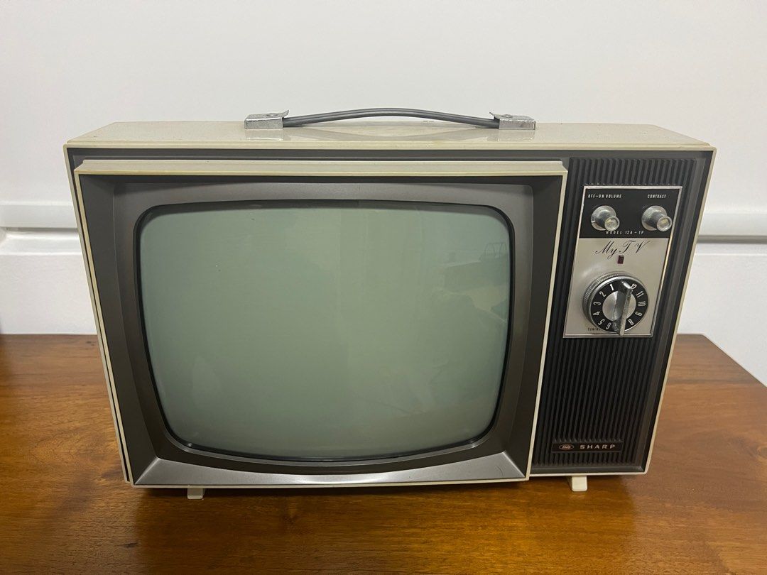 Vintage SHARP Portable TV - Model: 12A-1P, Hobbies & Toys, Memorabilia ...