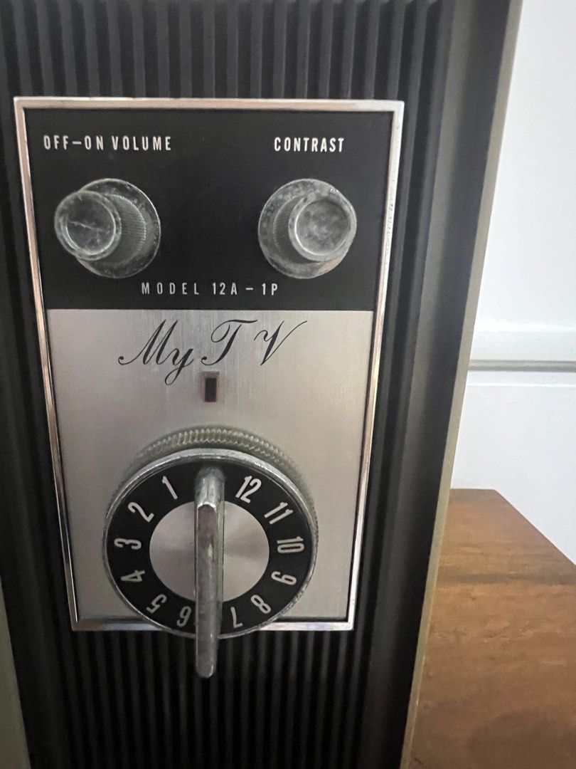 Vintage SHARP Portable TV - Model: 12A-1P, Hobbies & Toys, Memorabilia ...