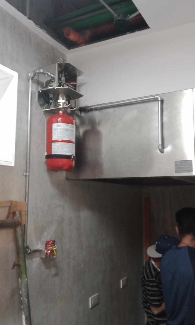 6 Liters Lehavot Brand Kitchen Fire Suppression System Installation ...