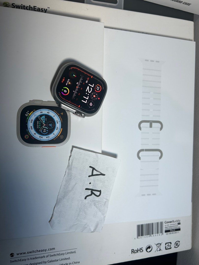 Apple watch Ultra 1 49mm with original white ocean band, Mobile Phones ...