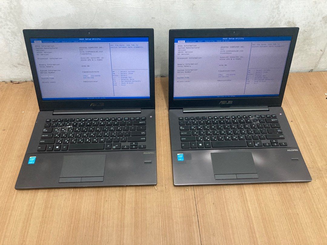 兩台Asus pu401l 可開機 無變壓器、無硬碟 有瑕疵, 電腦及科技產品, 桌上電腦或筆記型電腦在旋轉拍賣