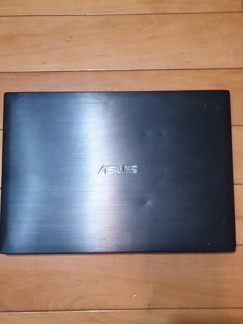 兩台Asus pu401l 可開機 無變壓器、無硬碟 有瑕疵, 電腦及科技產品, 桌上電腦或筆記型電腦在旋轉拍賣