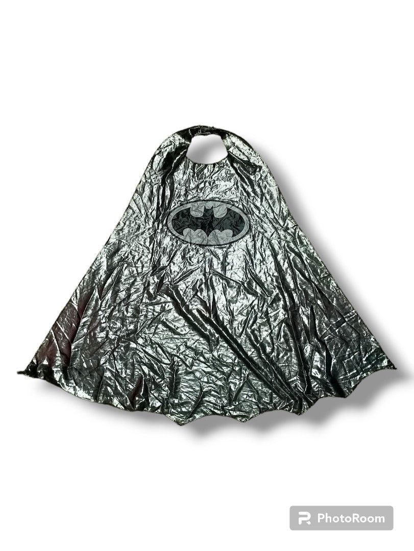 Batman Cape Costume, Babies & Kids, Babies & Kids Fashion on Carousell