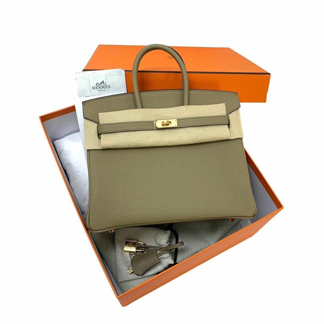 全新BIRKIN 25 8Q Beige marfa 馬爾法米 Togo皮/金扣, 名牌, 手袋及銀包 - Carousell