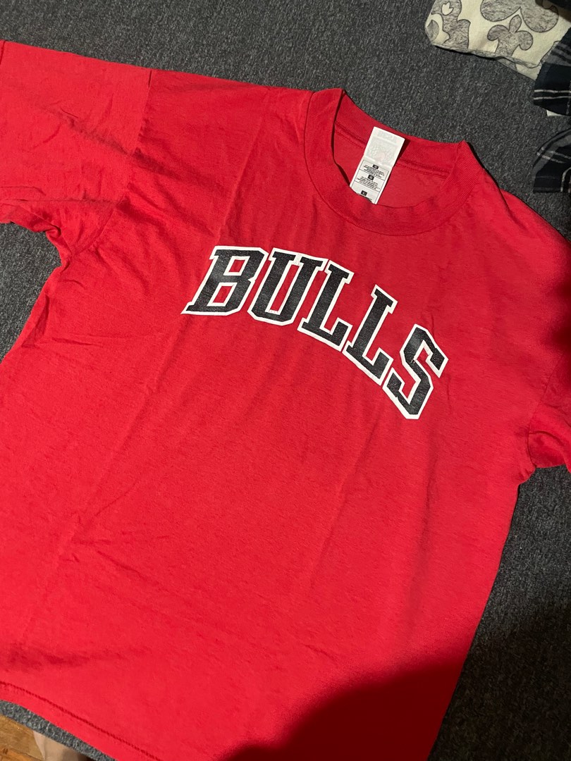 BULLS Vintage Fruit of the loom, Men's Fashion, Tops & Sets, Tshirts ...