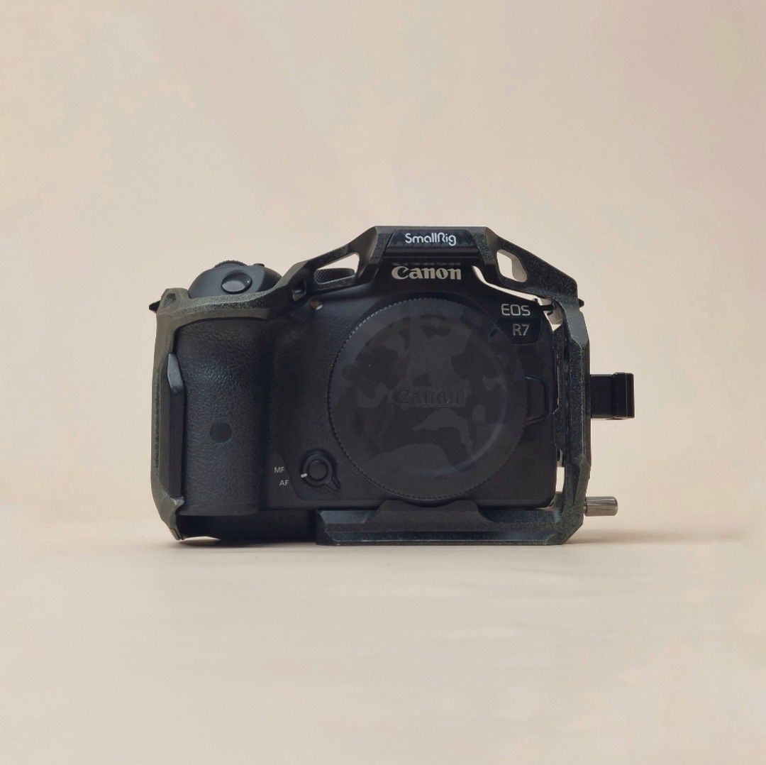 Canon EOS R7 + Cage + Drop in Filter Adapter + Skin, Photography ...