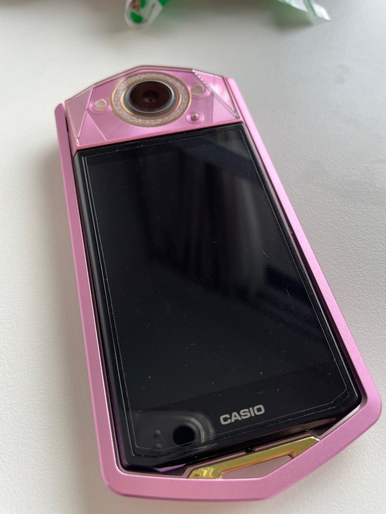 Casio selfie camera EX TR750, Photography, Cameras on Carousell