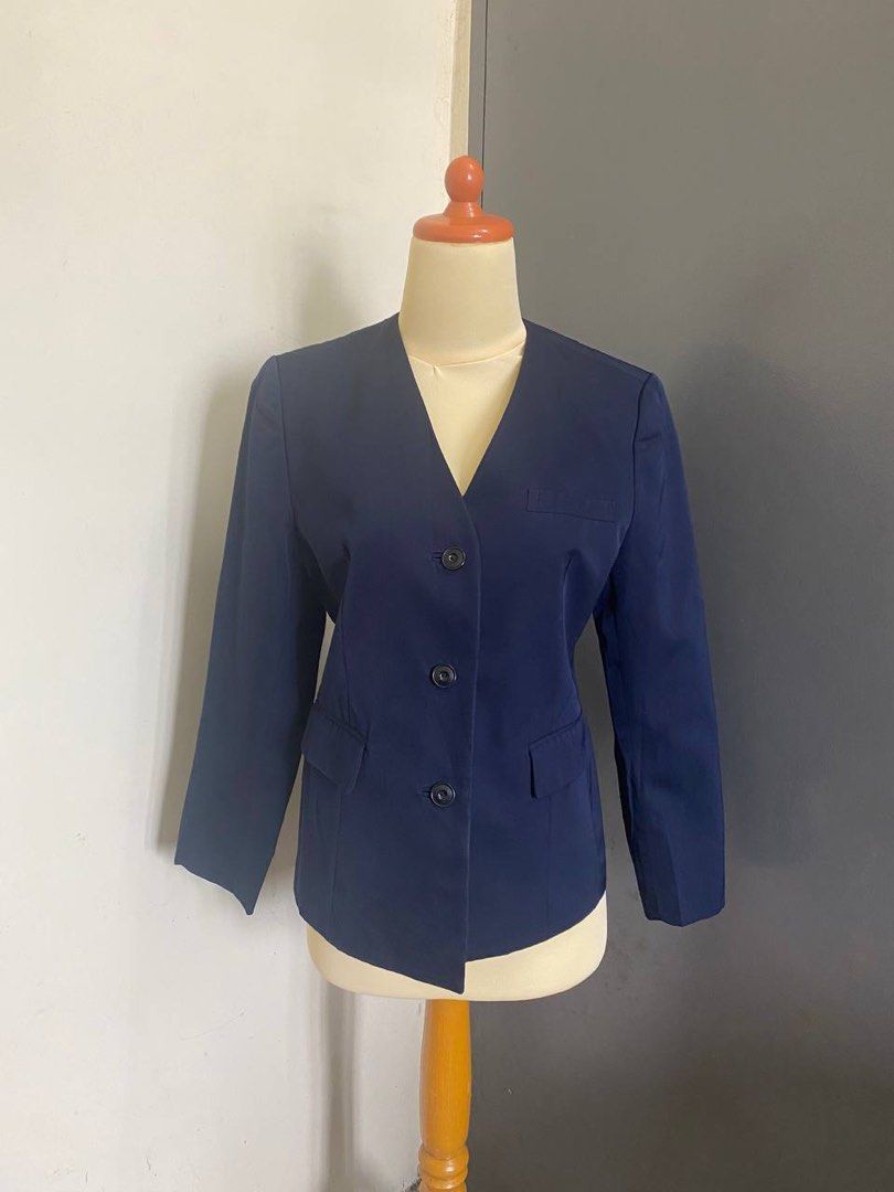 Dark Blue Blazer, Women's Fashion, Coats, Jackets and Outerwear on Carousell