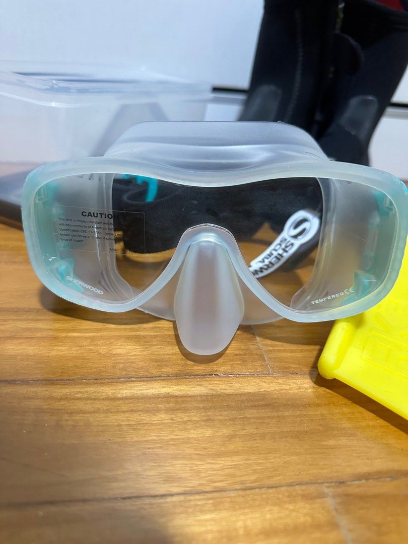 Diving gear (fins, boots, goggles/mask), Sports Equipment, Other Sports ...