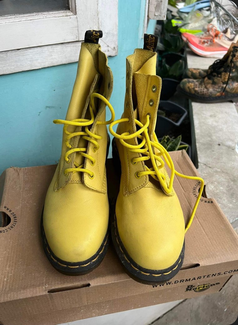 doc martens pascal yellow, Women's Fashion, Footwear, Boots on Carousell