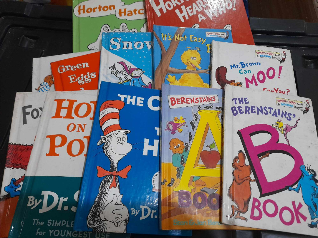 Dr. Seuss Collection (13 BOOKS)-- 700 ONLY!, Hobbies & Toys, Books ...