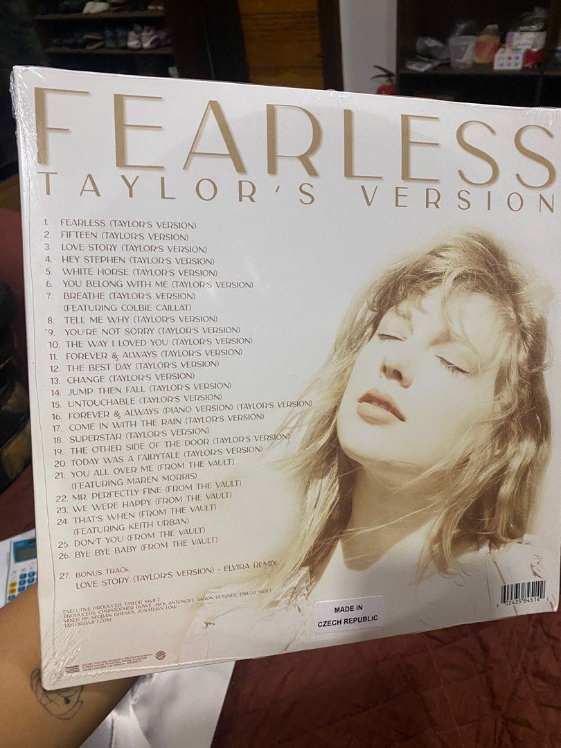 Fearless Taylors Version 3LP Red Vinyl, Hobbies & Toys, Music & Media ...